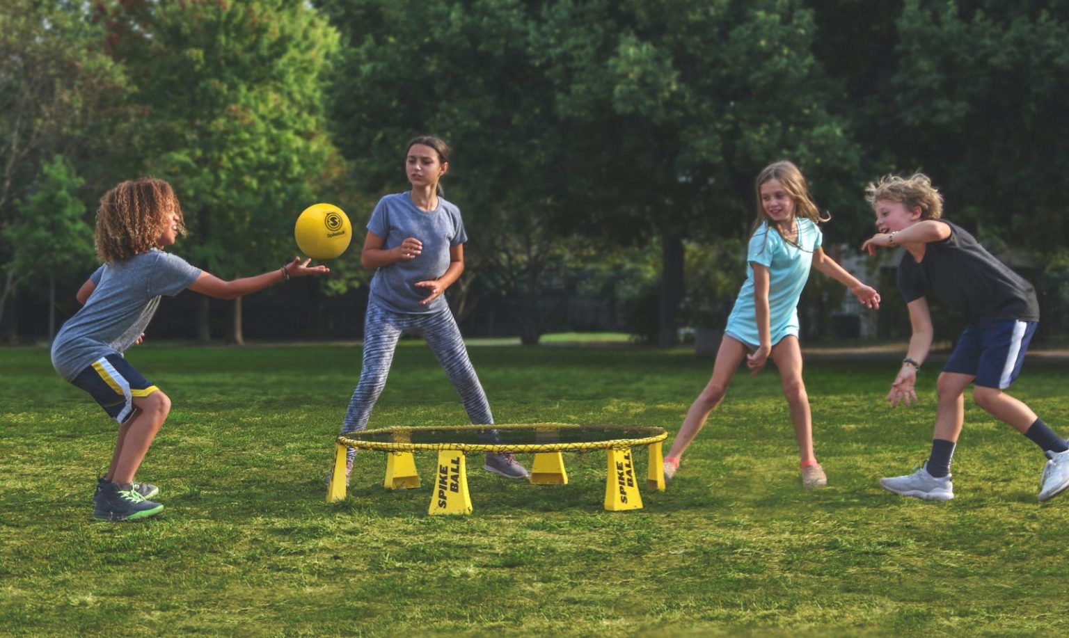 The Complete Camper's Guide: 20 Best Camping Games for Kids & Adults [2022]