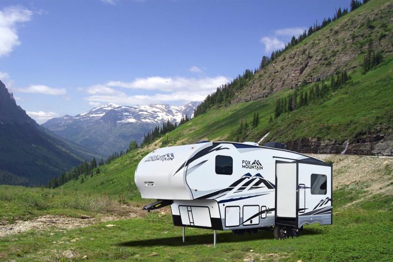 11 Small 5th Wheel Trailers to Consider For Your Next Trip