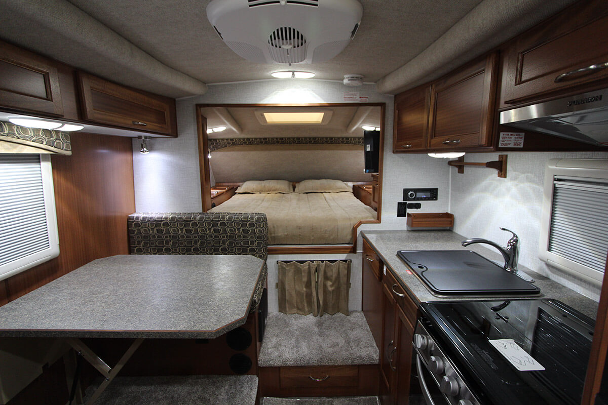 Buyer's Guide to the Northern Lite Camper