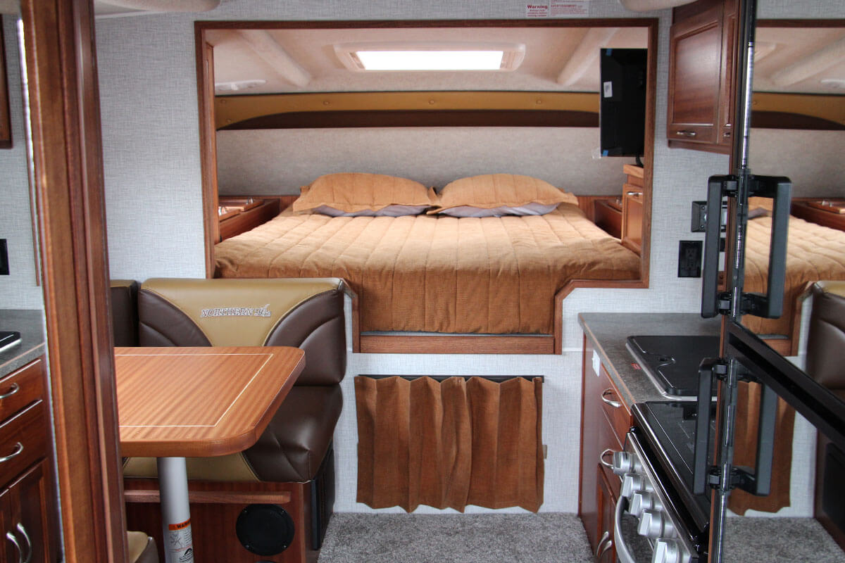 Buyer's Guide to the Northern Lite Camper