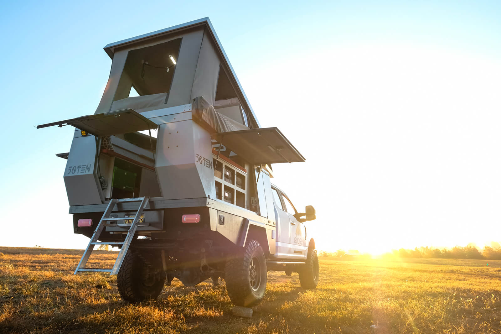 Guide to the Jeep Gladiator Camper