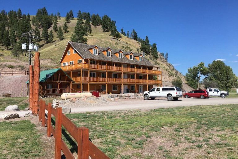 Top Campgrounds and RV Parks in Montana