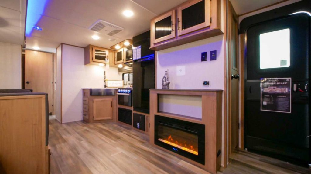 Find The Best 3-Bedroom Motorhome Or Travel Trailer For Your Family
