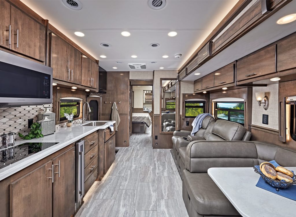 List of the Top 4 RV With Garage