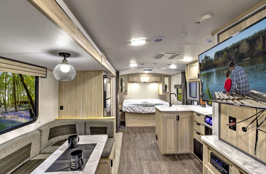 Looking for an RV with Office Space? Here are some top choices!